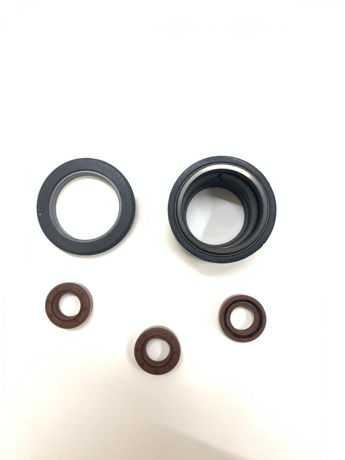 Fuel Pump Oil Seal 4307242, 4087997, 4076753, 2897672 Suitable for ...