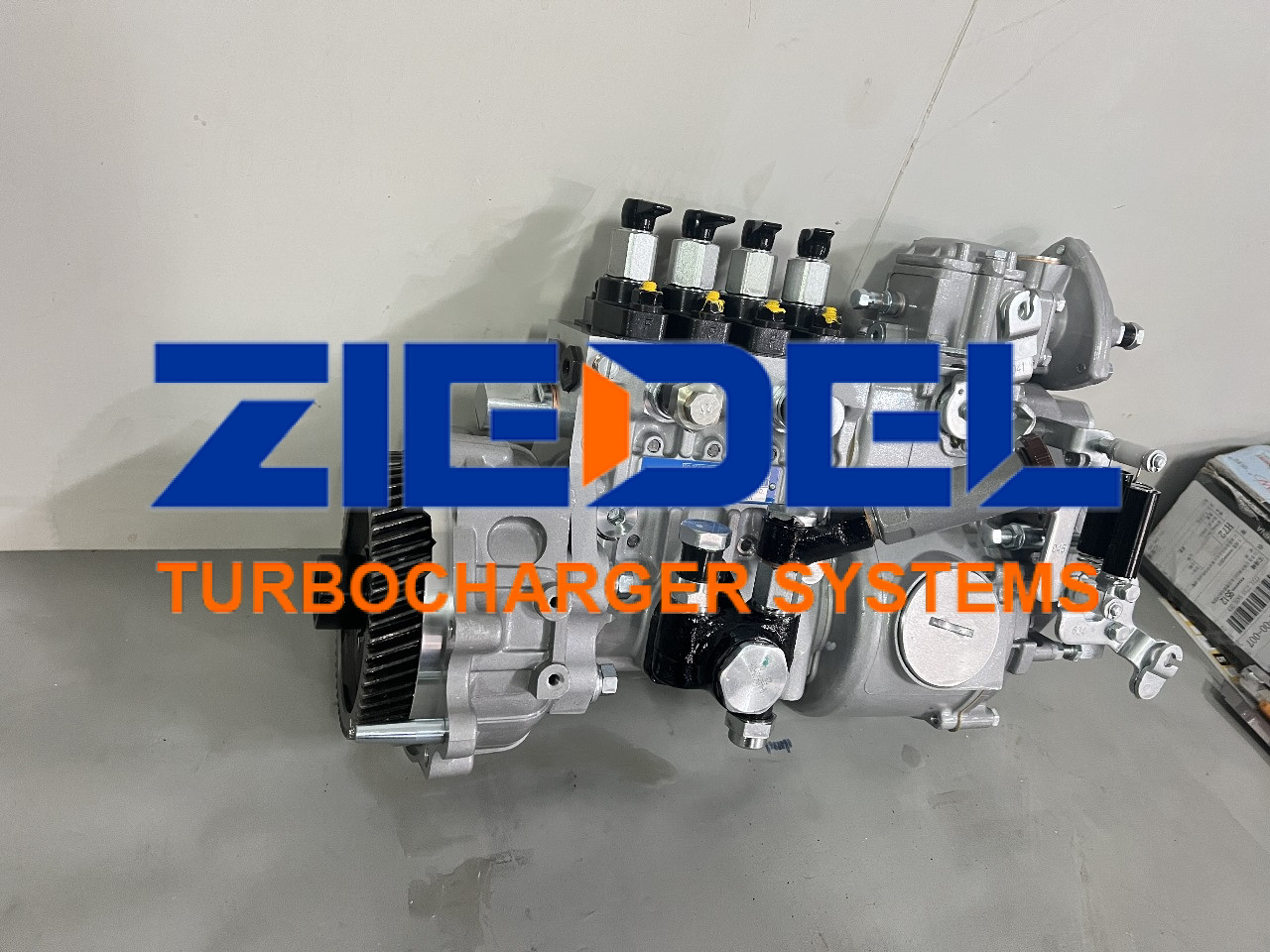 Common Rail Fuel Injection Pump 9700360415, ME228041, 4D34T4, SD ...